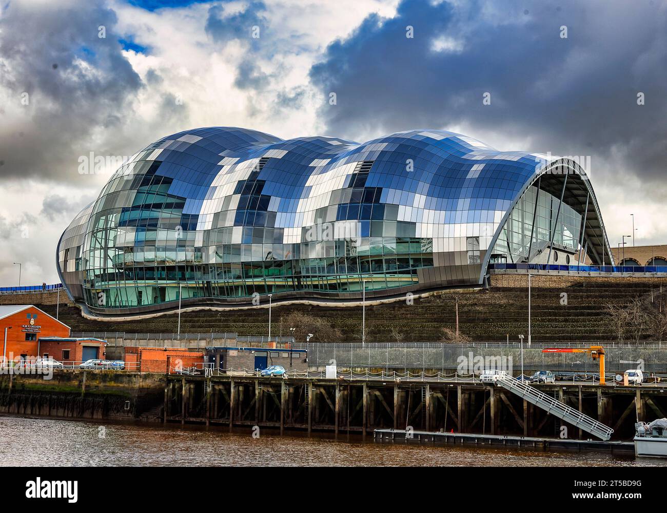The Sage performing arts center on the banks of the River Tyne in ...