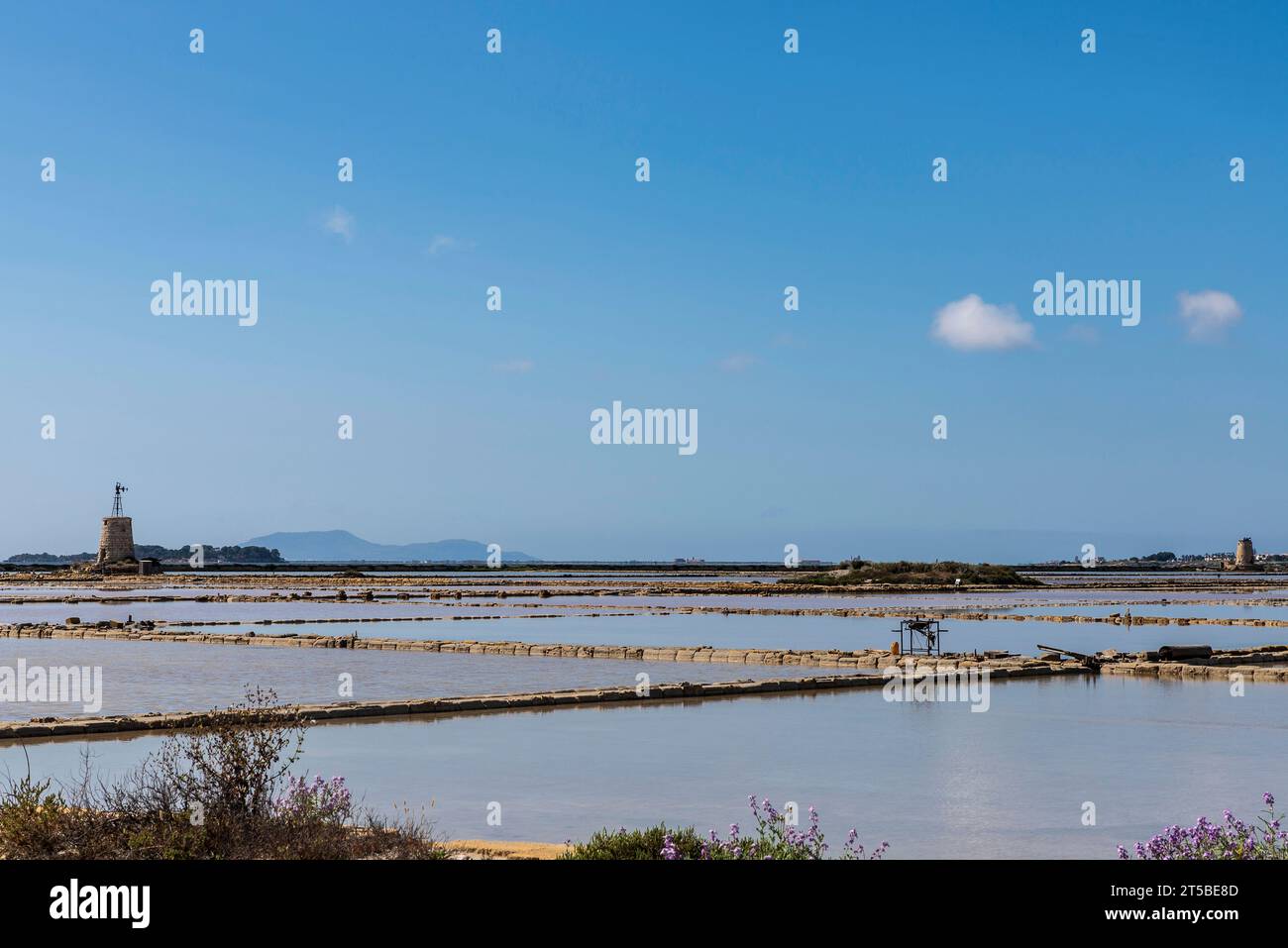 Salt evaporation ponds in Marsala, Trapani, Sicily, Italy Stock Photo ...