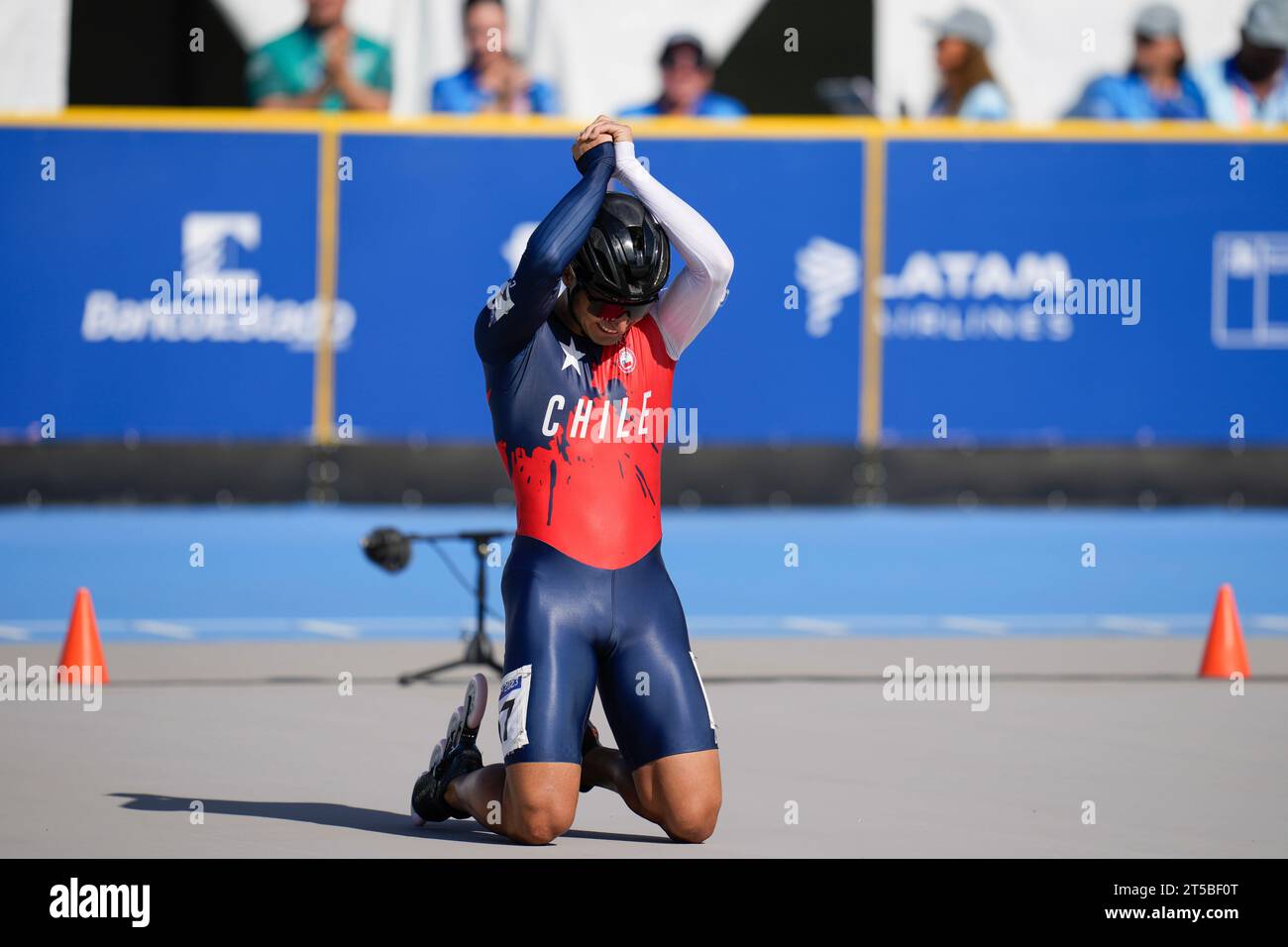 Chile's Emanuelle Silva celebrates winning the gold medal in the speed ...
