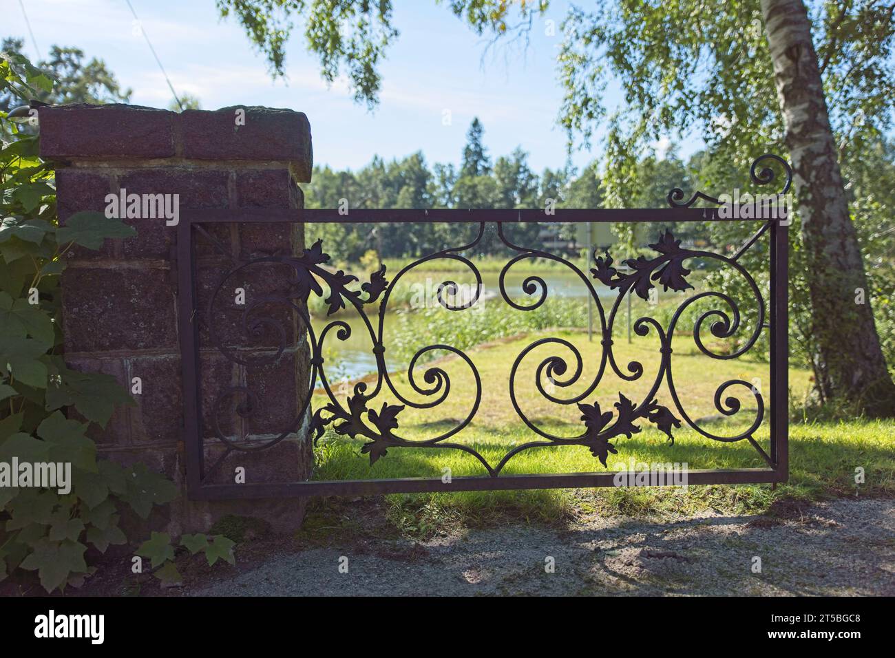 Decorated metal gate hi-res stock photography and images - Alamy