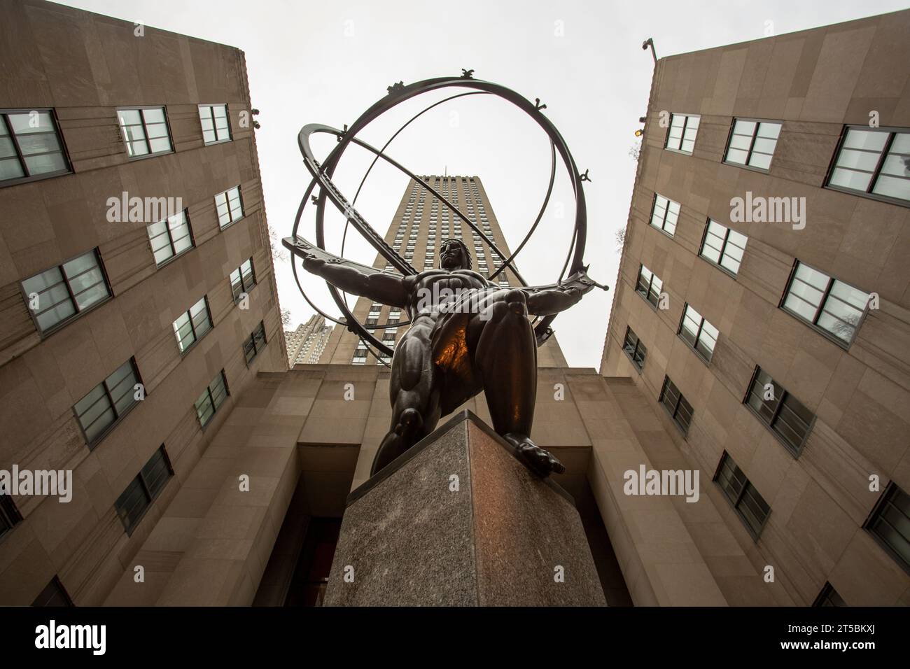 A stunning stock photo of the iconic Atlas statue at Rockefeller Center ...
