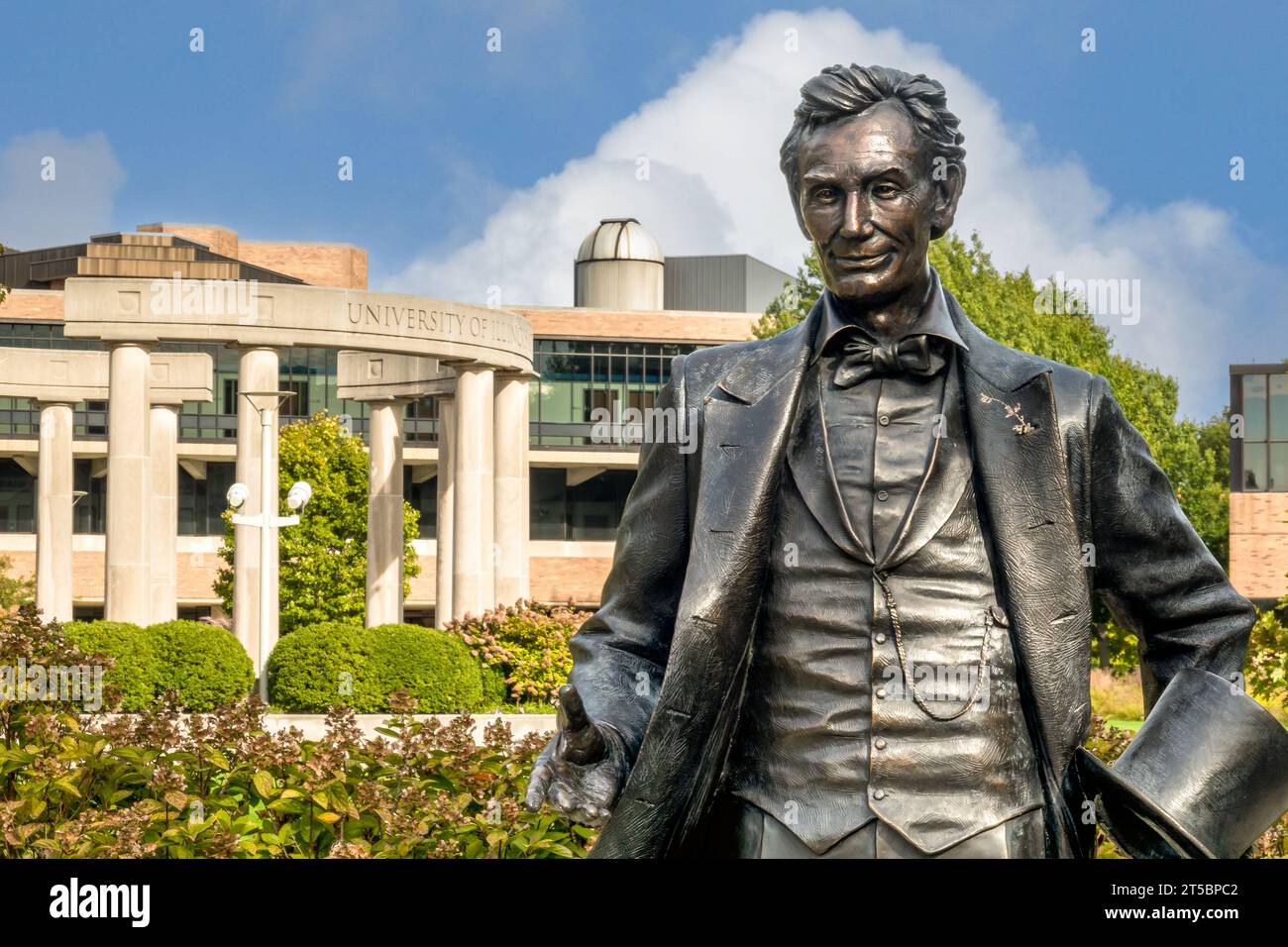 Young abraham lincoln statue hi-res stock photography and images - Alamy