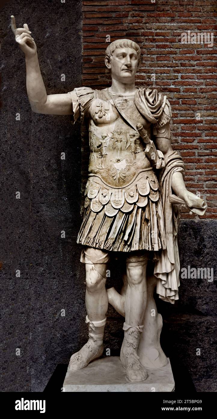 Emperor trajan sculpture hi-res stock photography and images - Alamy