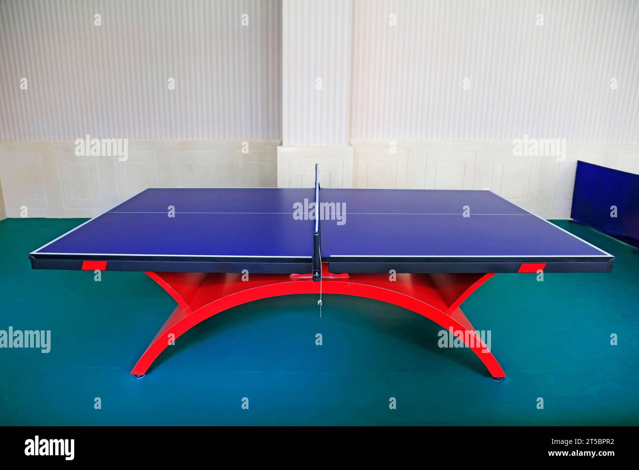 table tennis tables in a gymnasium Stock Photo - Alamy
