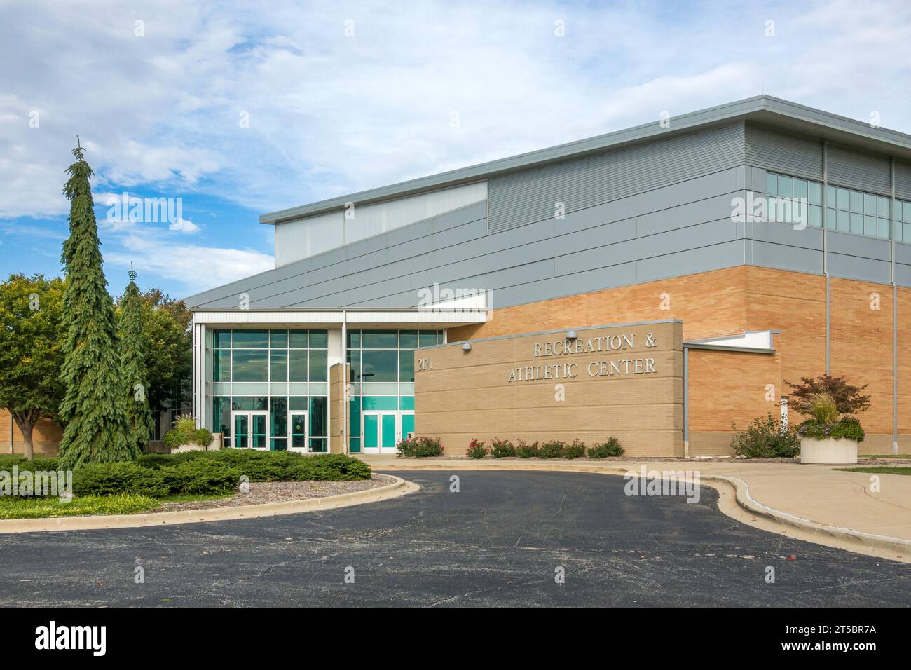 Receation and athletic center hi-res stock photography and images - Alamy