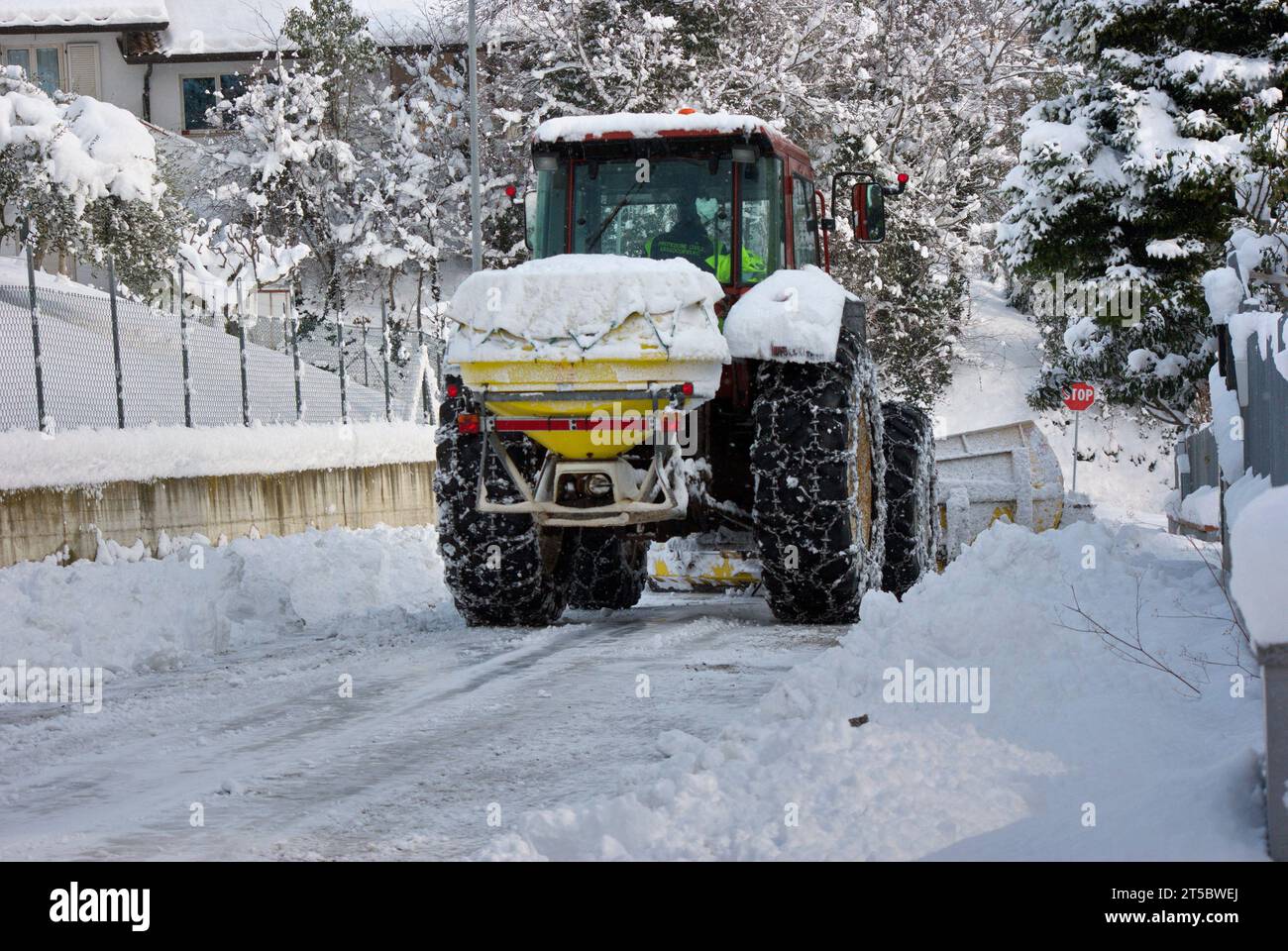 Trattore bloccato hi-res stock photography and images - Alamy