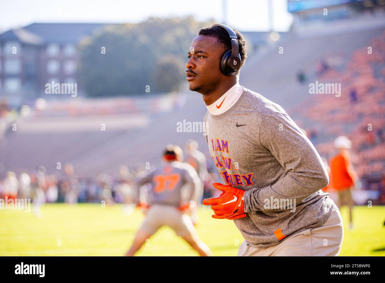 Clemson, SC, USA. 4th Nov, 2023. Clemson Tigers safety Andrew Mukuba (1 ...
