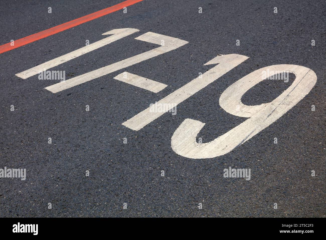 numbers on the road Stock Photo - Alamy