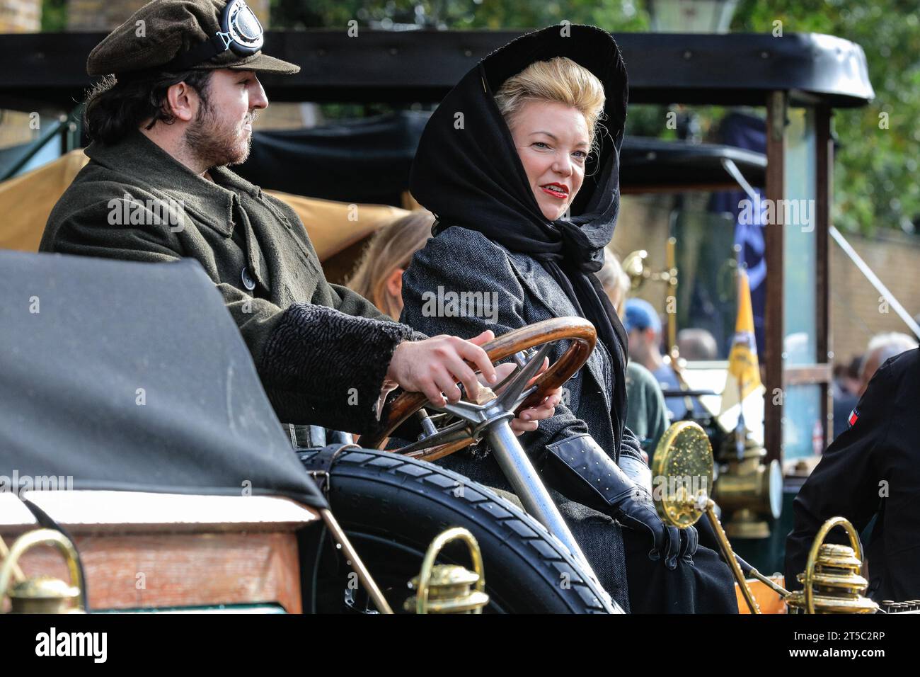 London, UK. 04th Nov, 2023. The owners of a 1904 Mercedes in historic ...