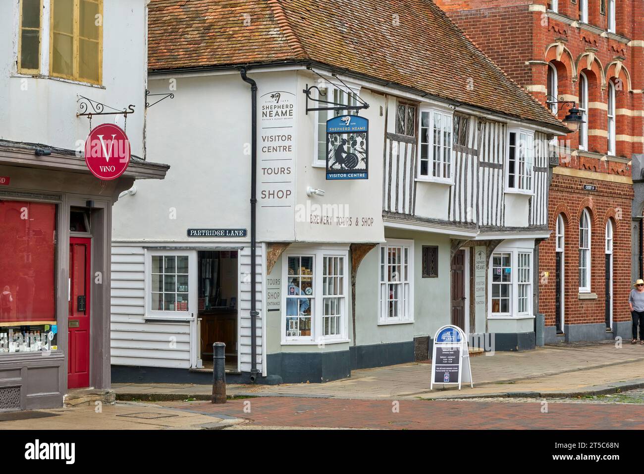 Shepherd Neame visitor centre and brewery shop on the corner of Court ...
