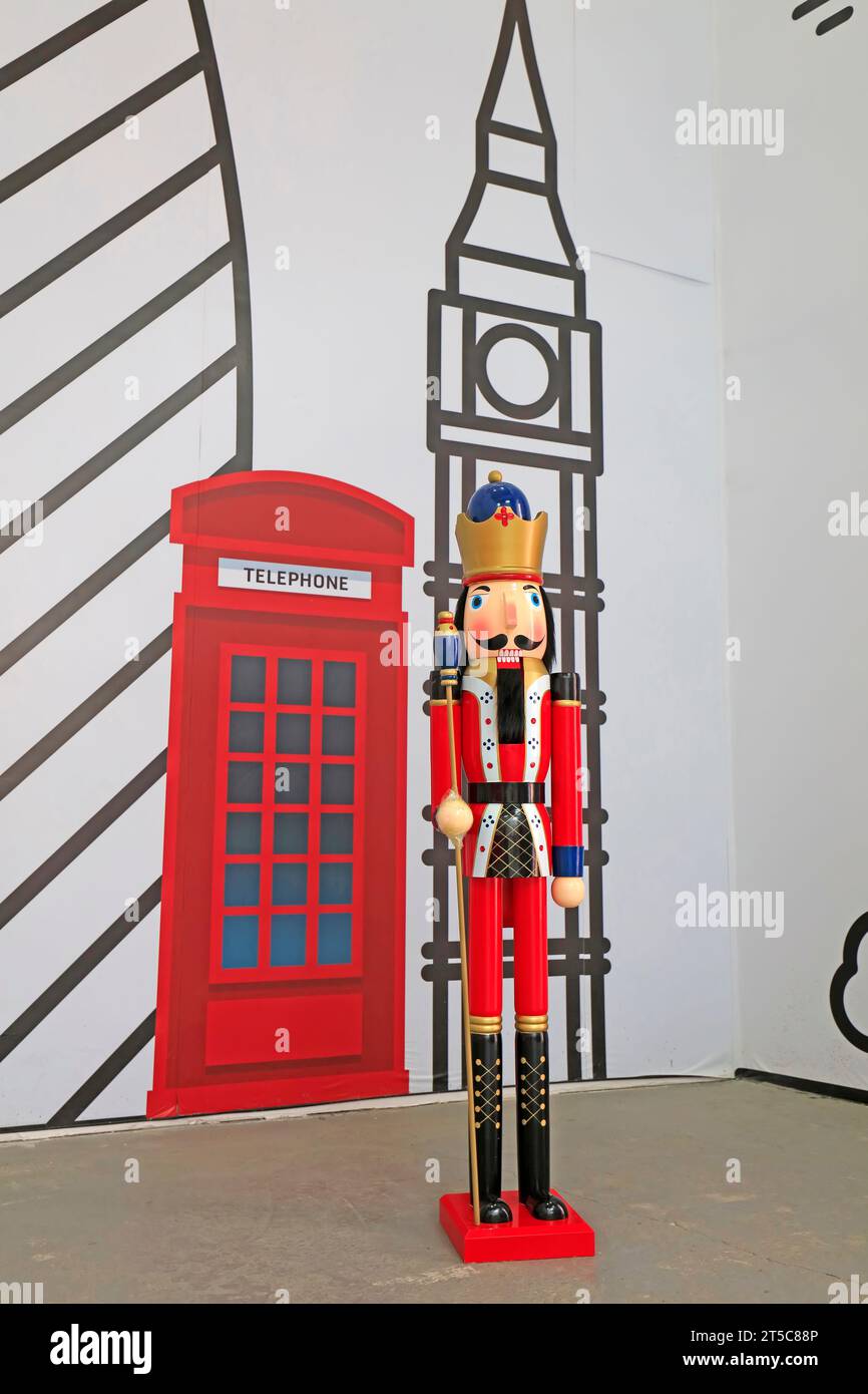 Mailbox sculpture hi-res stock photography and images - Alamy