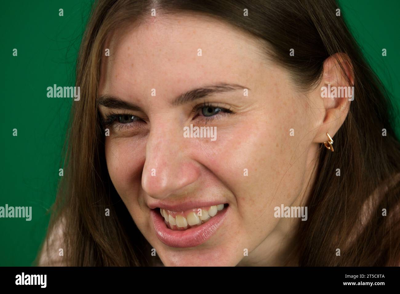 woman face anger growling Young women is very angry. Concept emotion ...