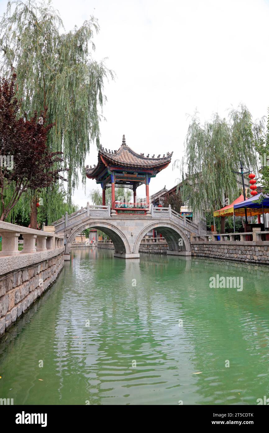 Ancient buildings and pavilions and pavilions hi-res stock photography ...
