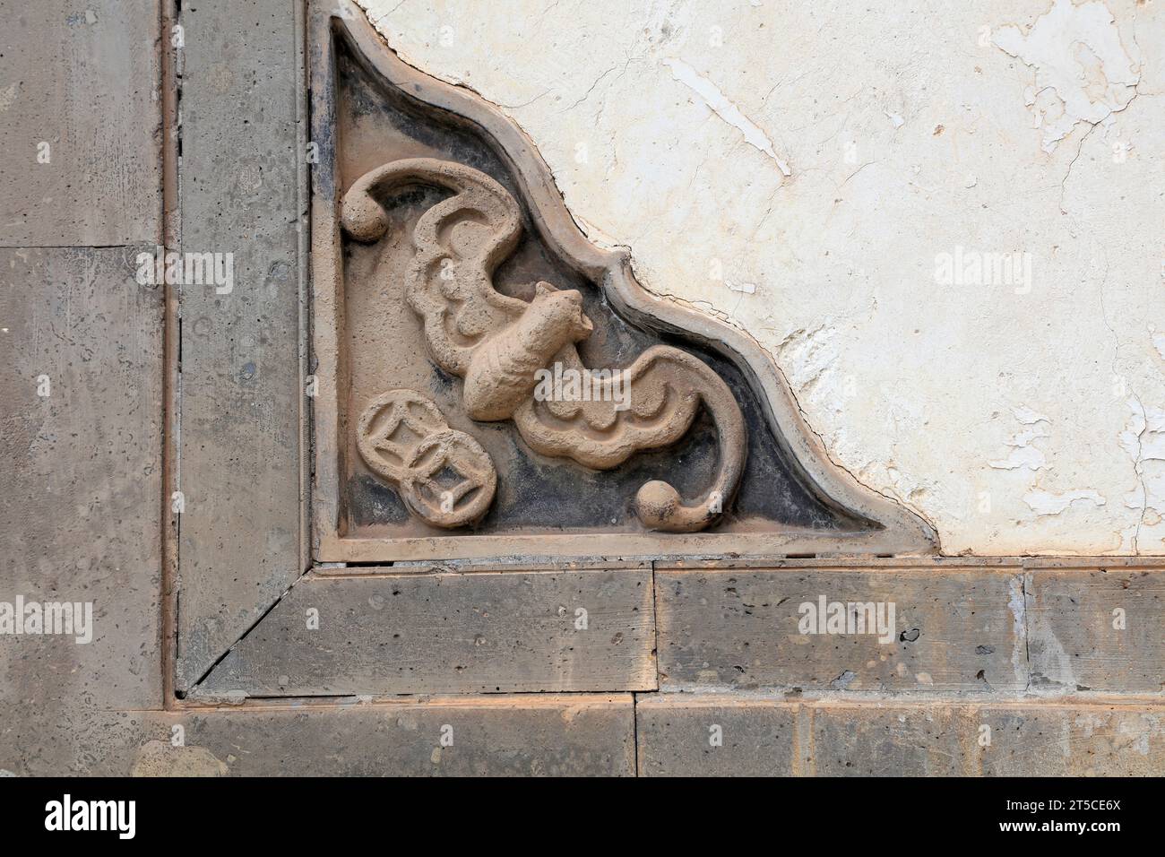 bat carvings on the wall in a temple, China Stock Photo - Alamy