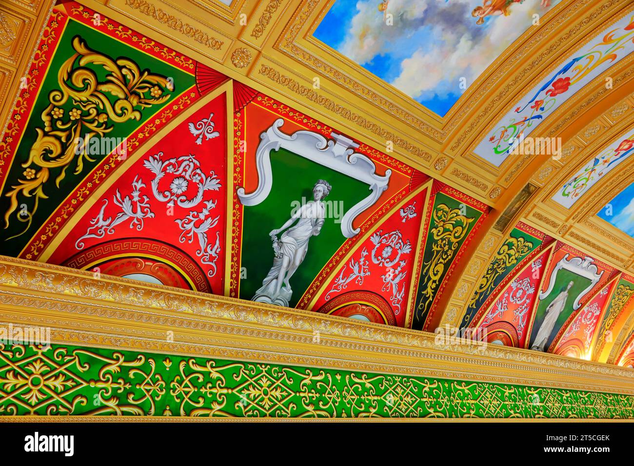 Dome mural hi-res stock photography and images - Alamy