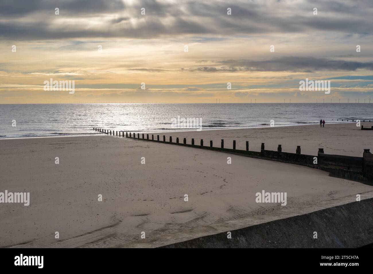 Frinton beach essex hi-res stock photography and images - Alamy