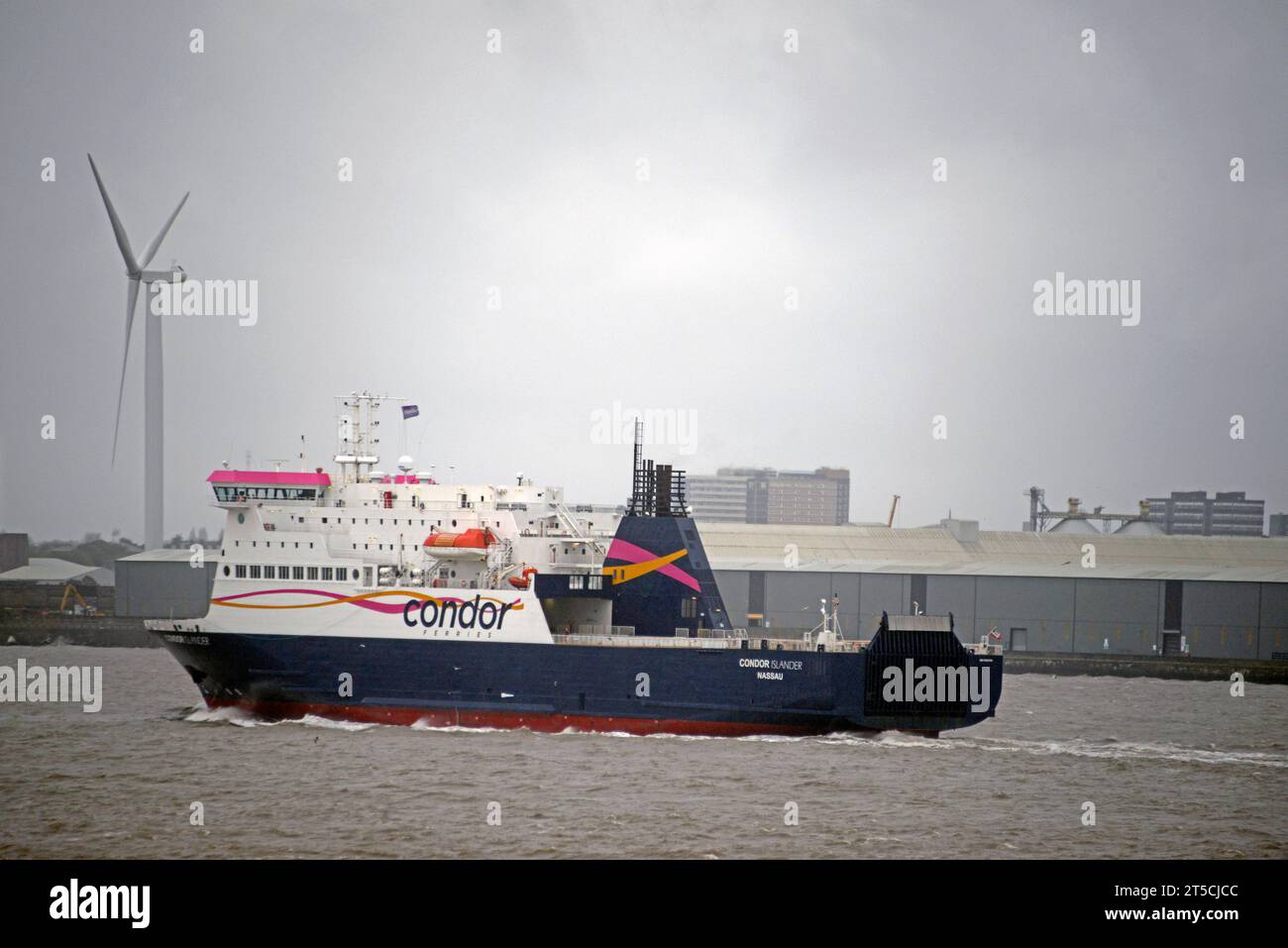CONDOR FERRIES' CONDOR ISLANDER un-docking from CAMMELL LAIRD ...