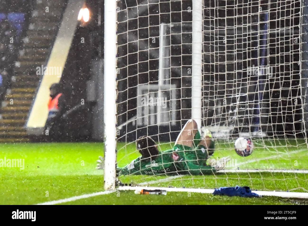 Peterborough on Saturday 4th November 2023. Goalkeeper Nicholas ...