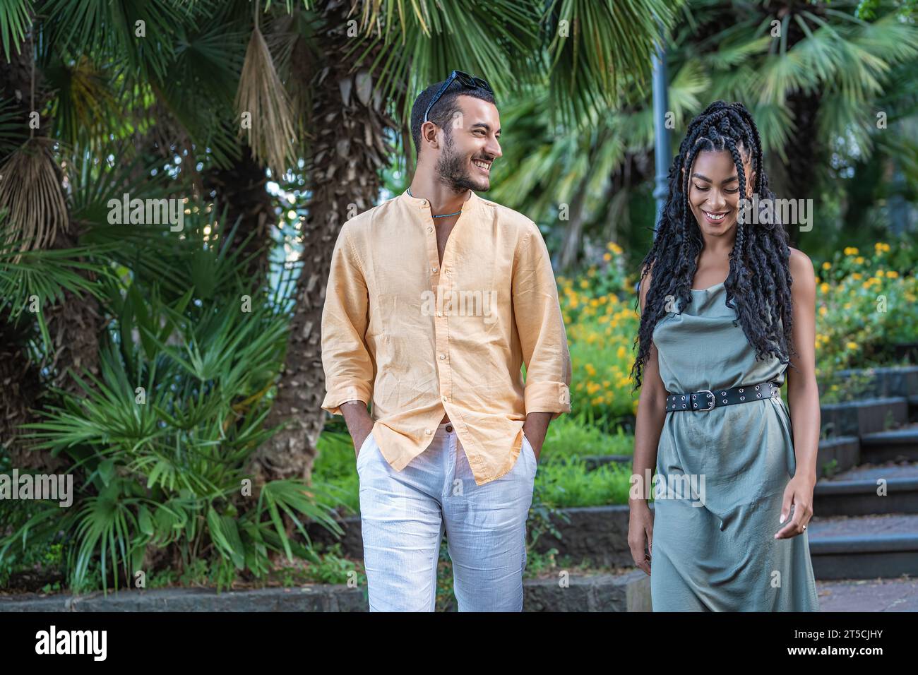 Couple complement hi-res stock photography and images - Alamy