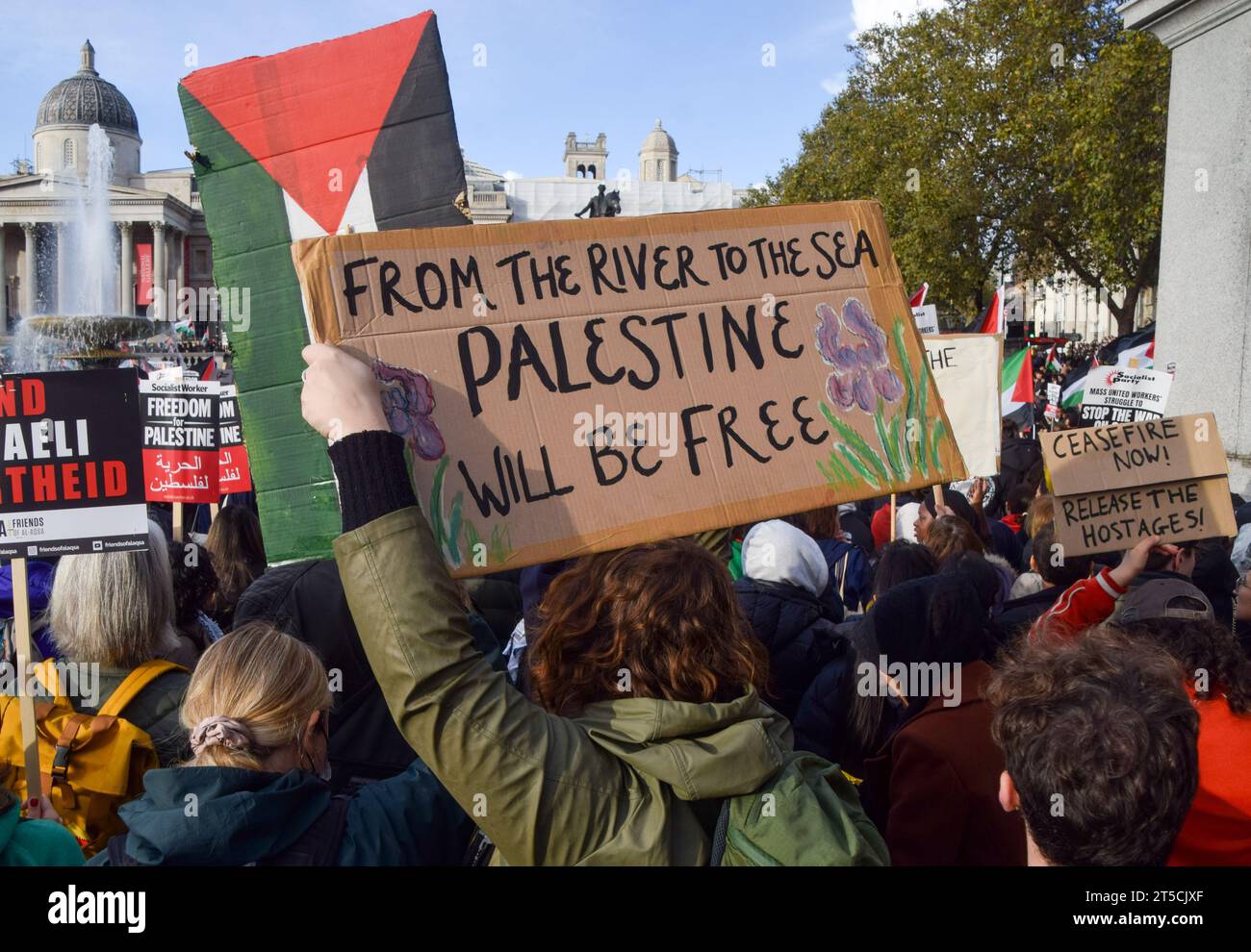 London, UK. 4th November 2023. Tens of thousands of people join a rally ... London, UK. 4th November 2023. Tens of thousands of people join a rally ...