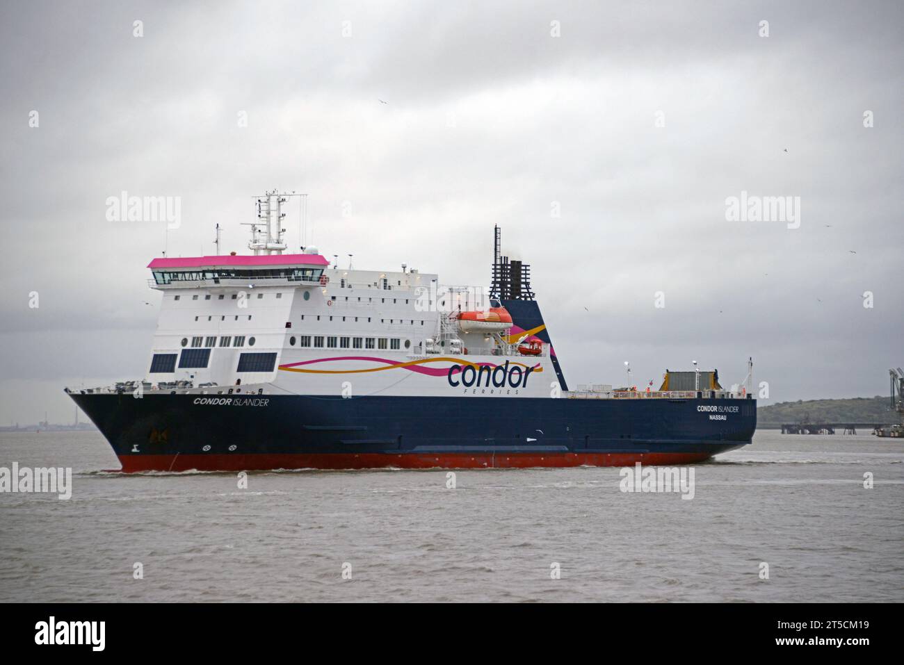 CONDOR FERRIES' CONDOR ISLANDER un-docking from CAMMELL LAIRD ...
