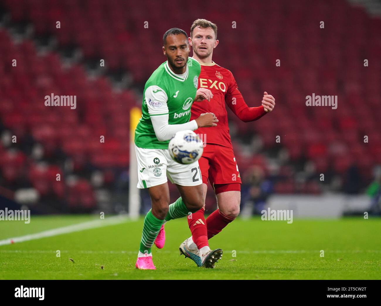 Hibernian's Jordan Obita (left) and Aberdeen's Nicky Devlin battle for ...