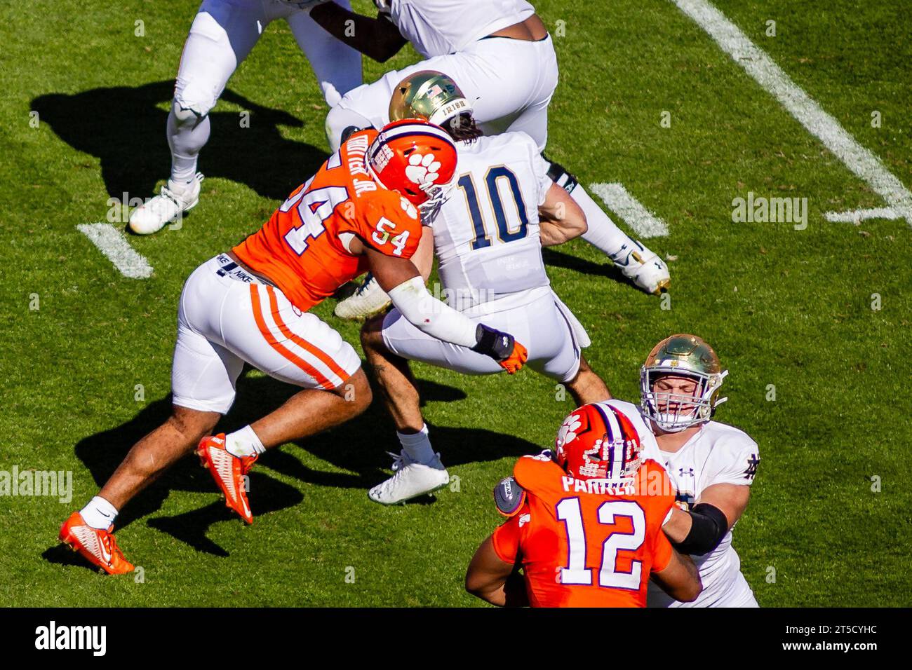 November 4, 2023: Clemson Tigers linebacker Jeremiah Trotter Jr. (54 ...