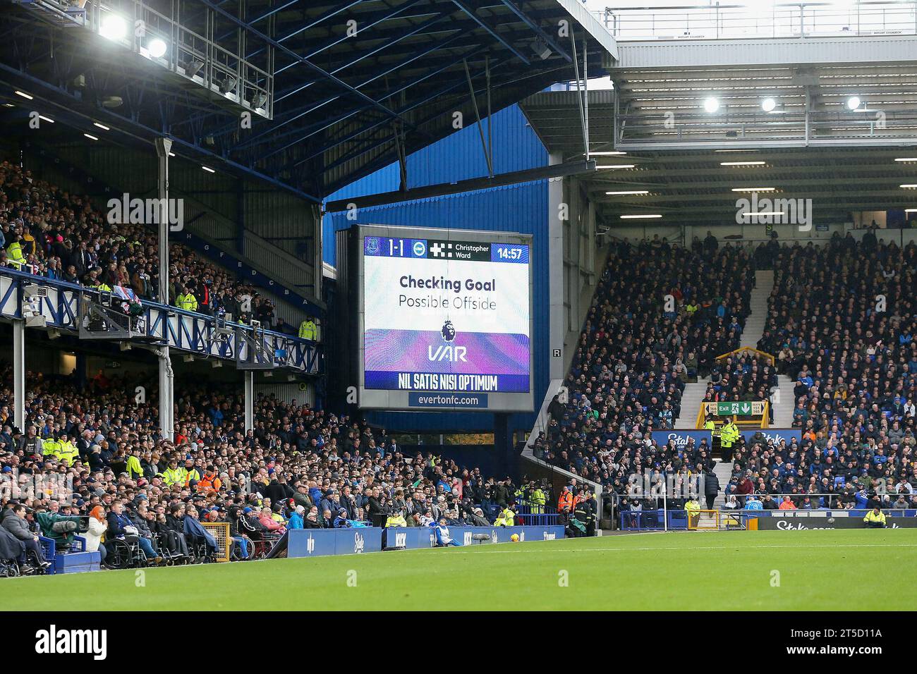 A scoreboard goodison park hi-res stock photography and images - Alamy