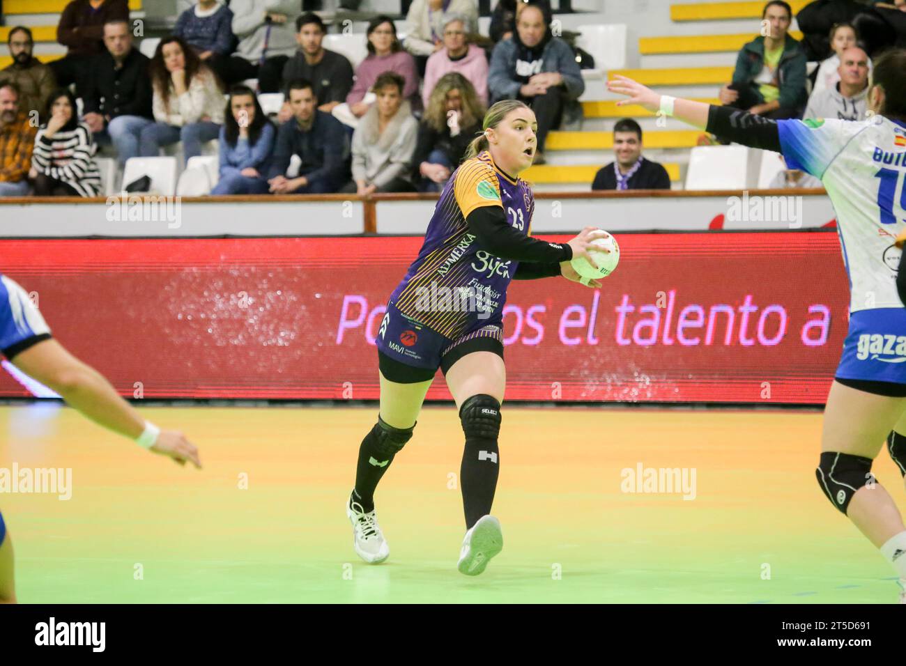 Mina novovic hi-res stock photography and images - Alamy