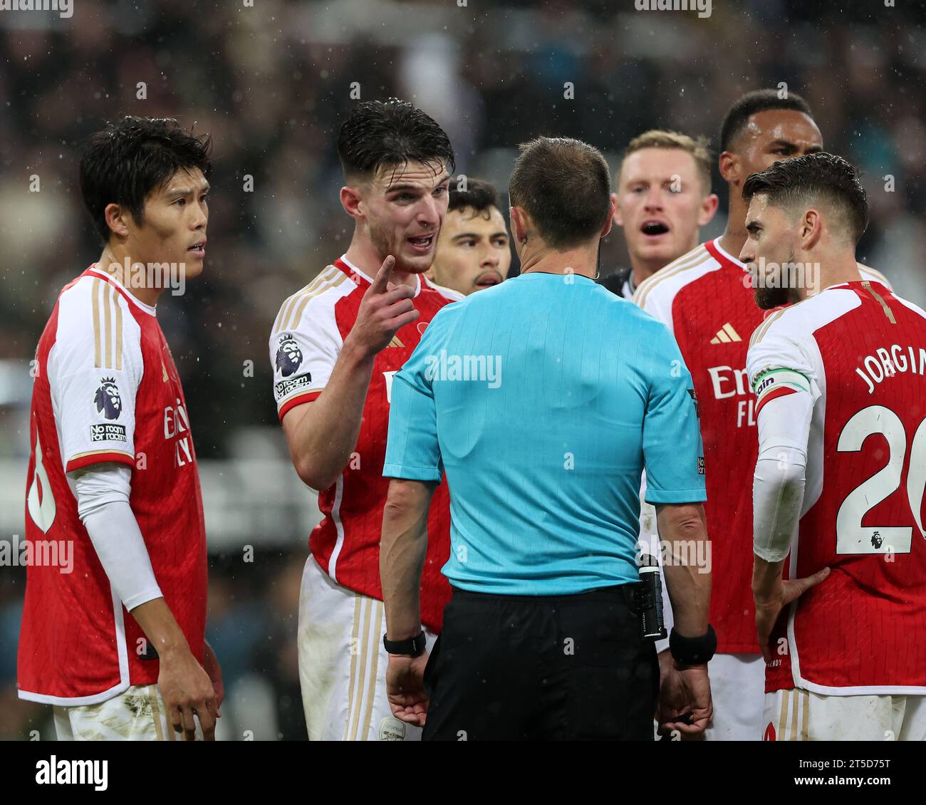 Newcastle Upon Tyne, UK. 4th Nov, 2023. Arsenal's players surround ...