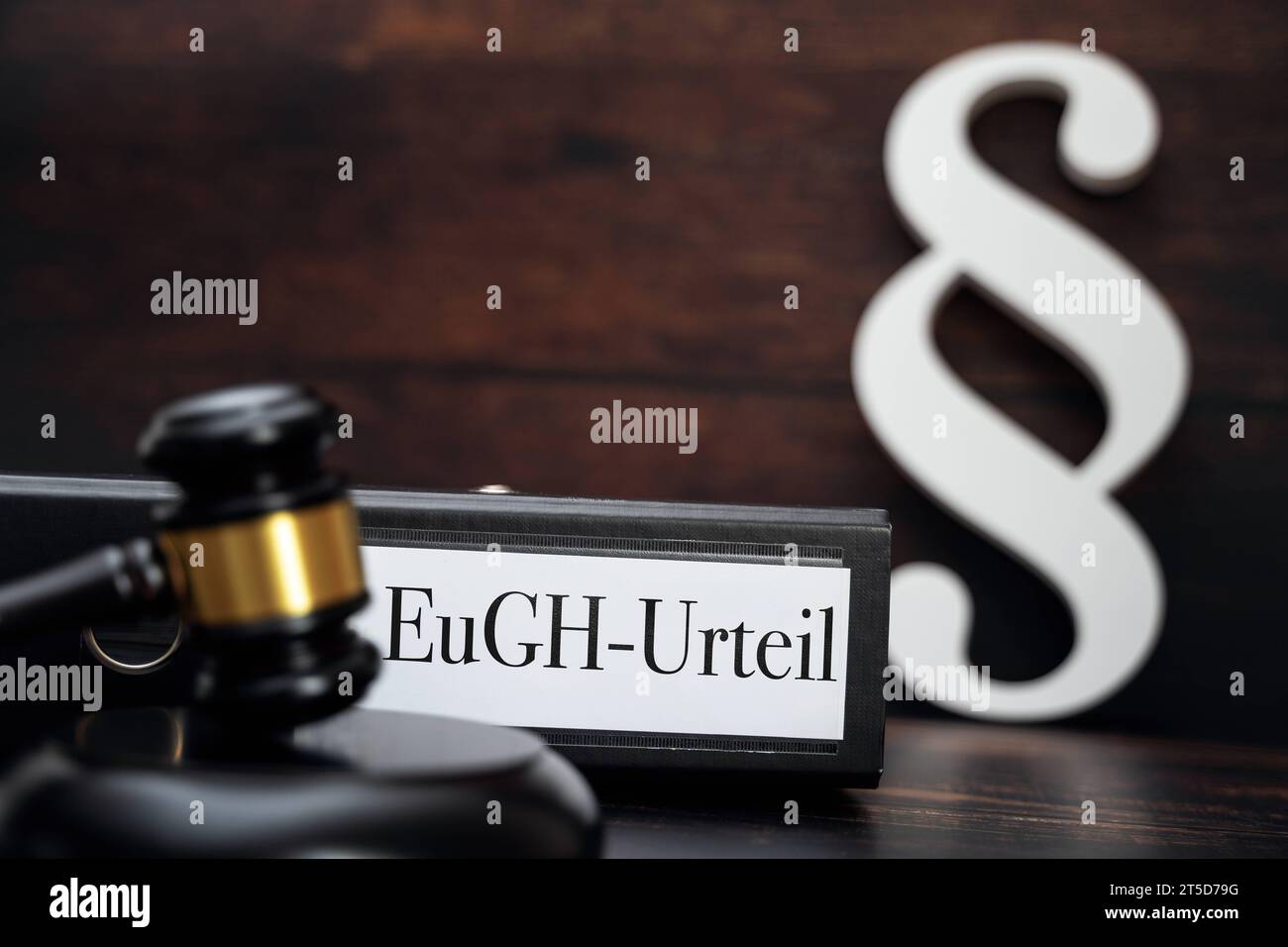 Hammer der gerechtigkeit hi-res stock photography and images - Alamy
