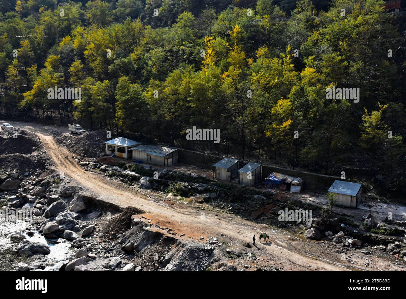 Banihal hi-res stock photography and images - Alamy