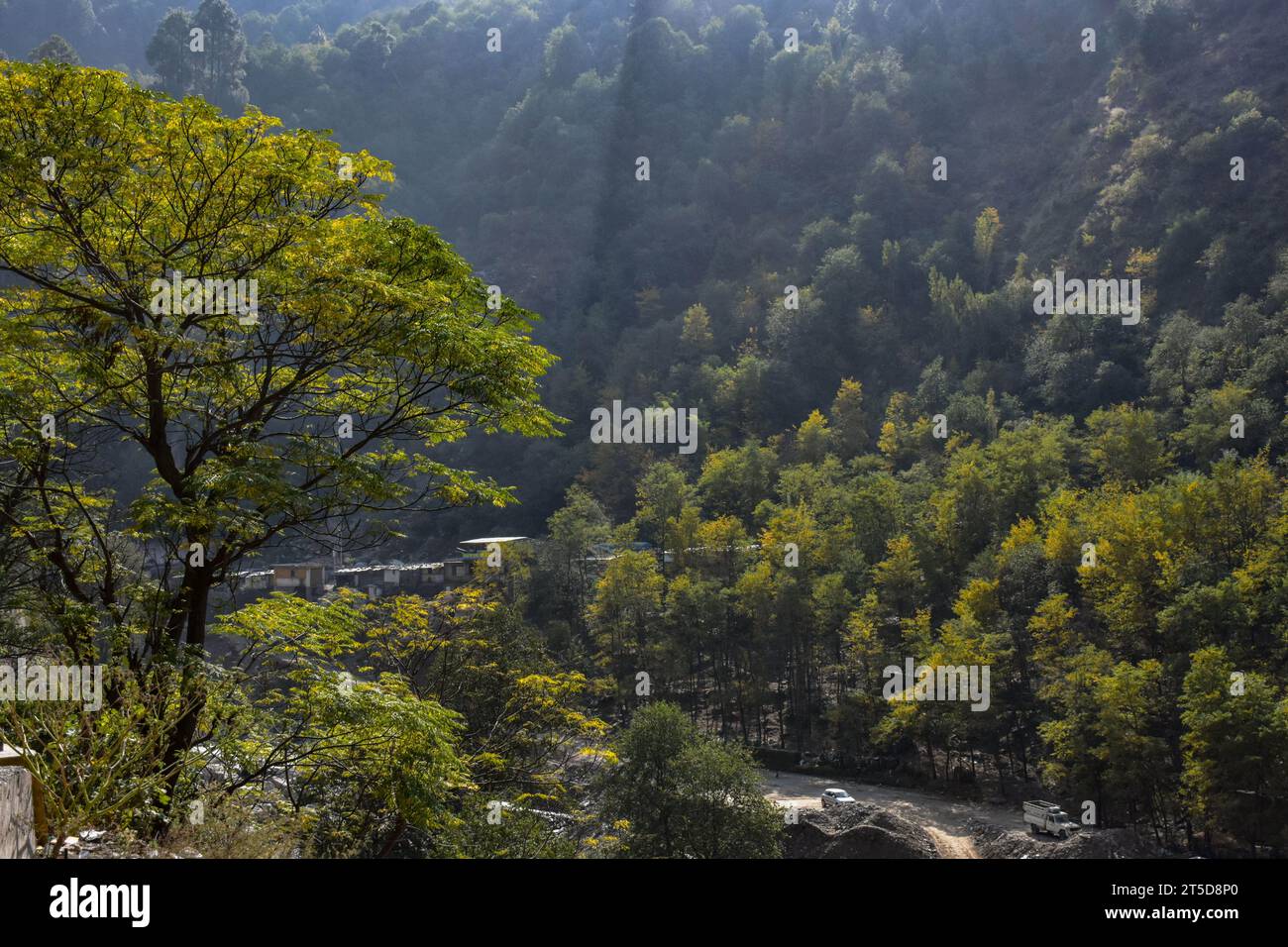 Srinagar jammu national highway hi-res stock photography and images - Alamy