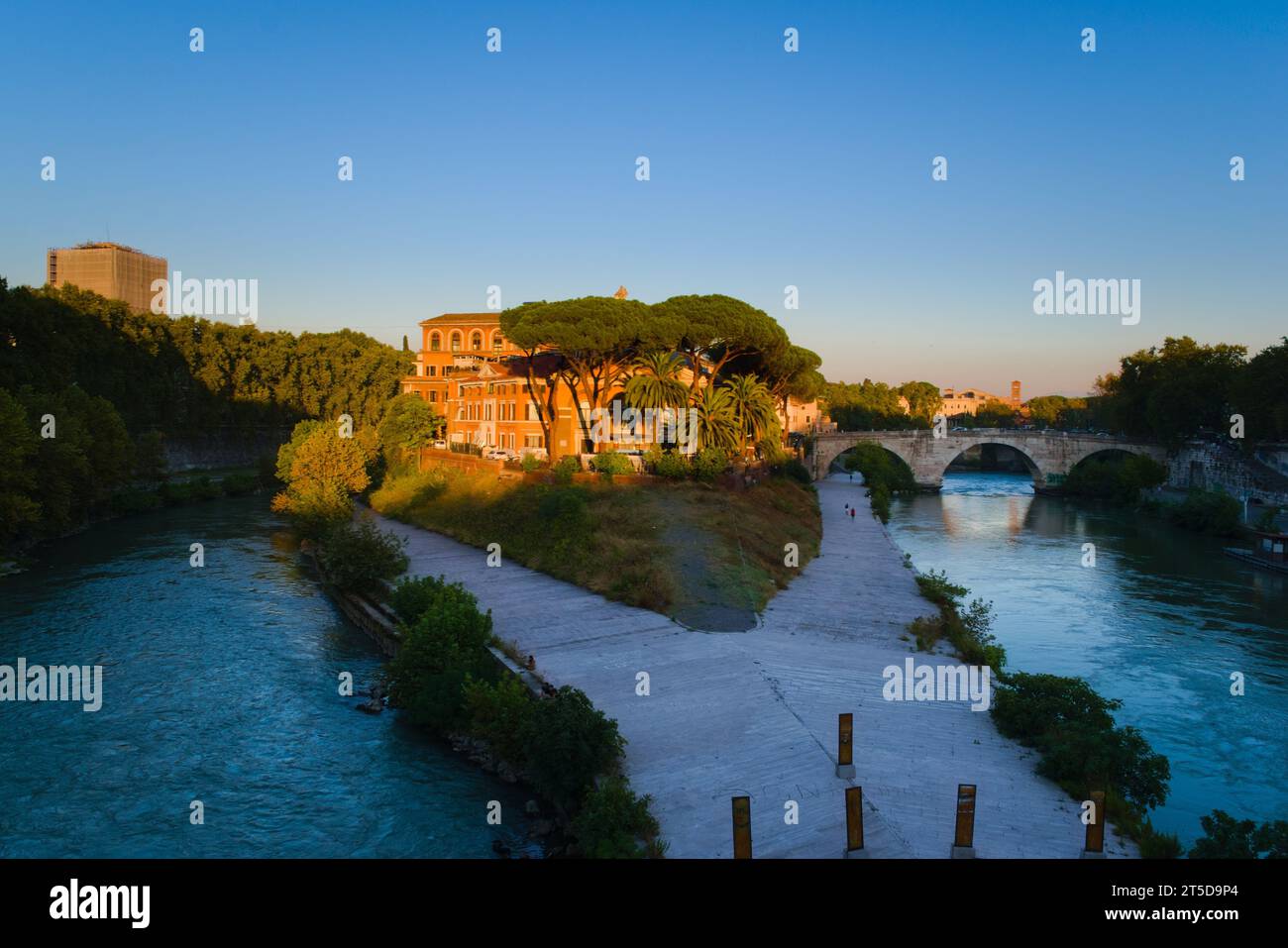 Historical landmark sunset hi-res stock photography and images - Alamy