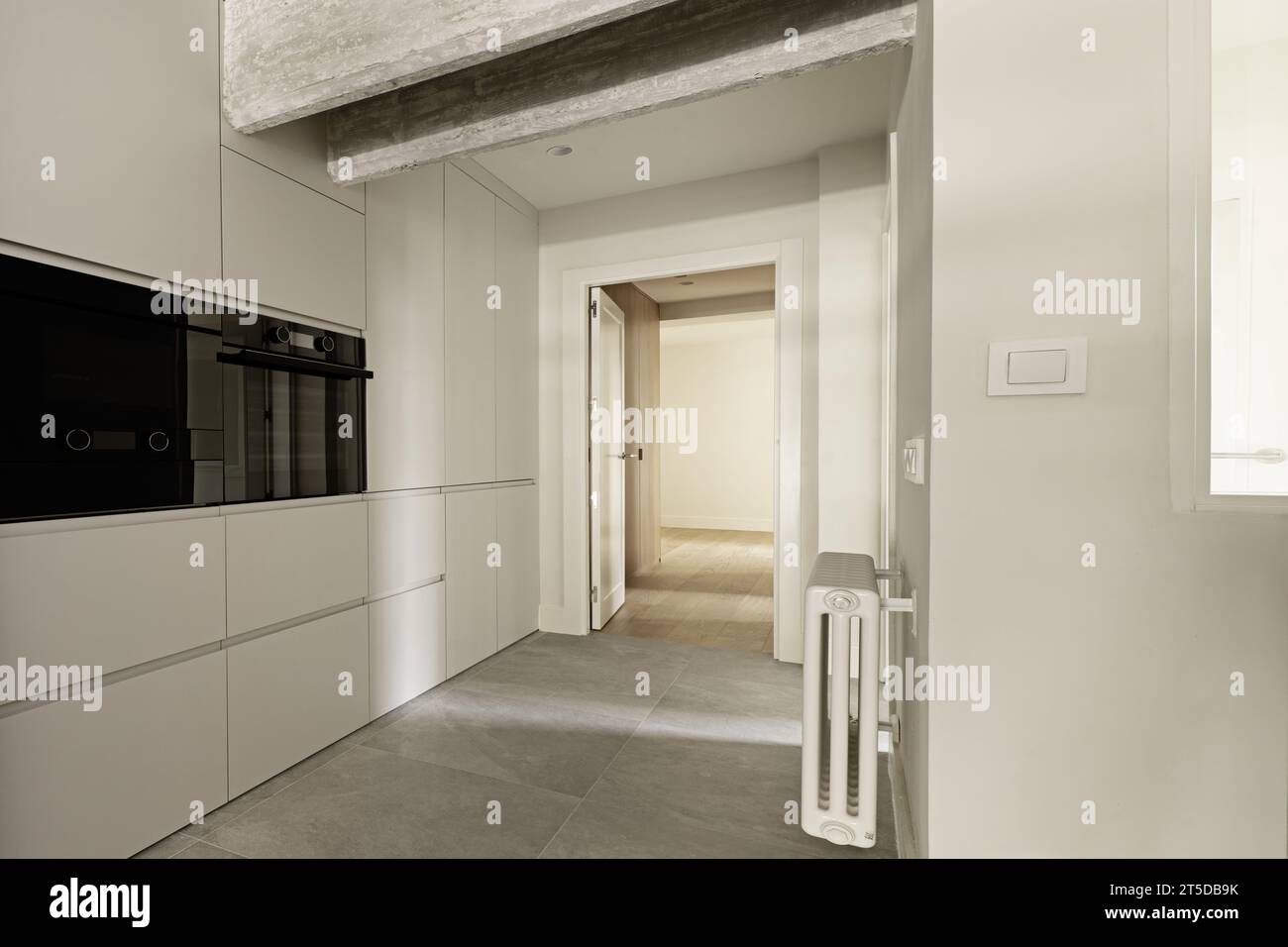 Interior apartment without furniture empty hi-res stock photography and ...