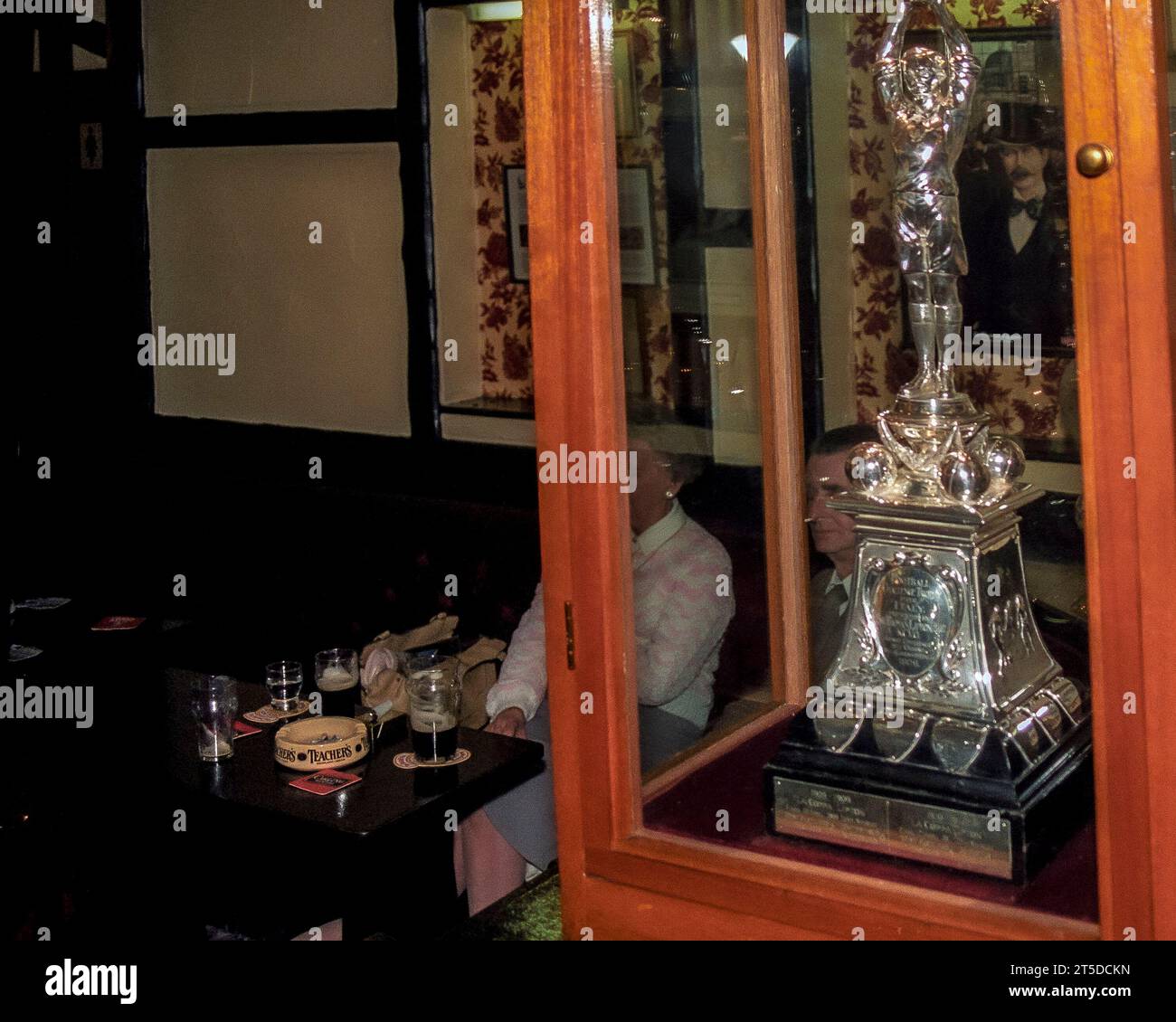1911 soccer trophy hi-res stock photography and images - Alamy
