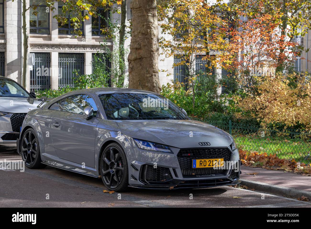 Grey Audi TT RS Iconic Edition parked in a street Stock Photo - Alamy