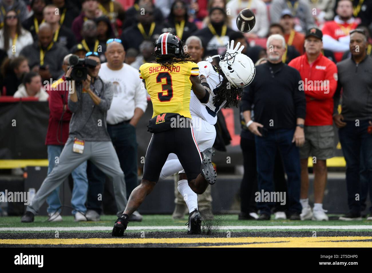 Penn State wide receiver Dante Cephas, center right, catches a ...