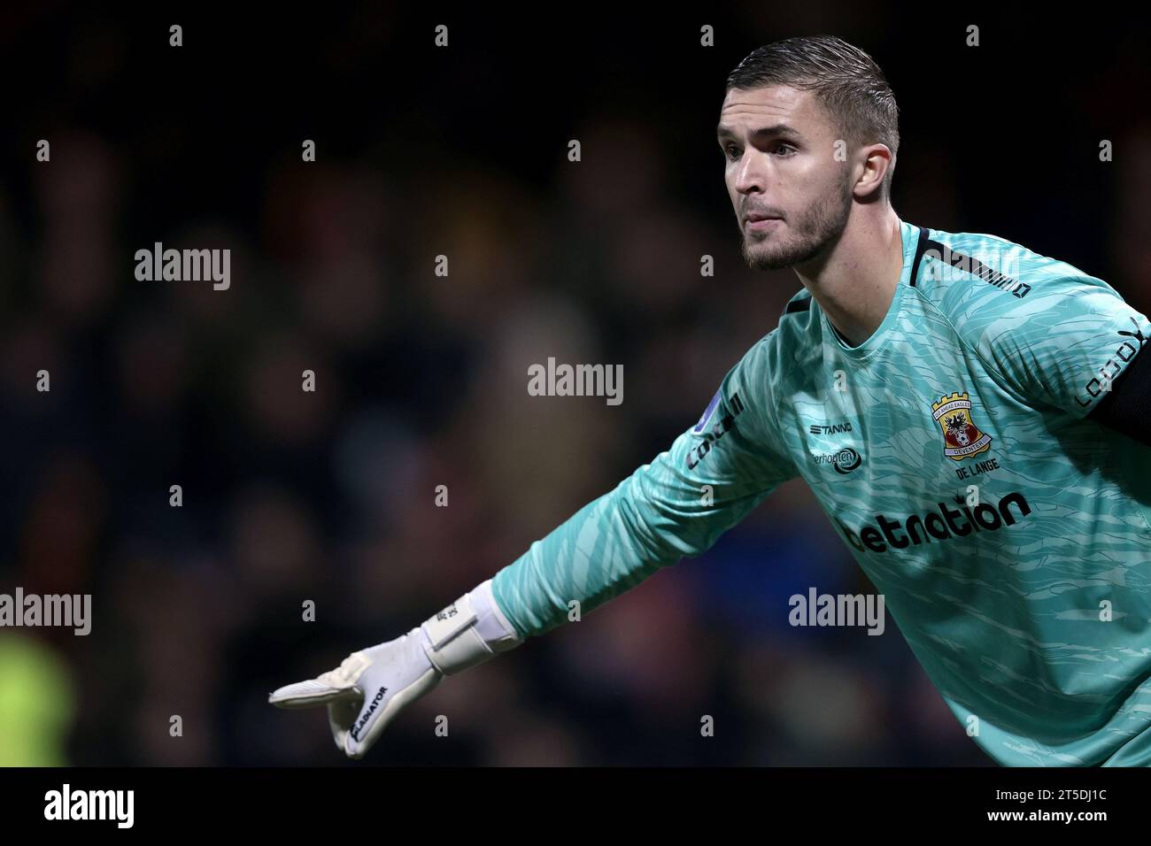 DEVENTER - Go Ahead Eagles goalkeeper Jeffrey de Lange during the Dutch ...