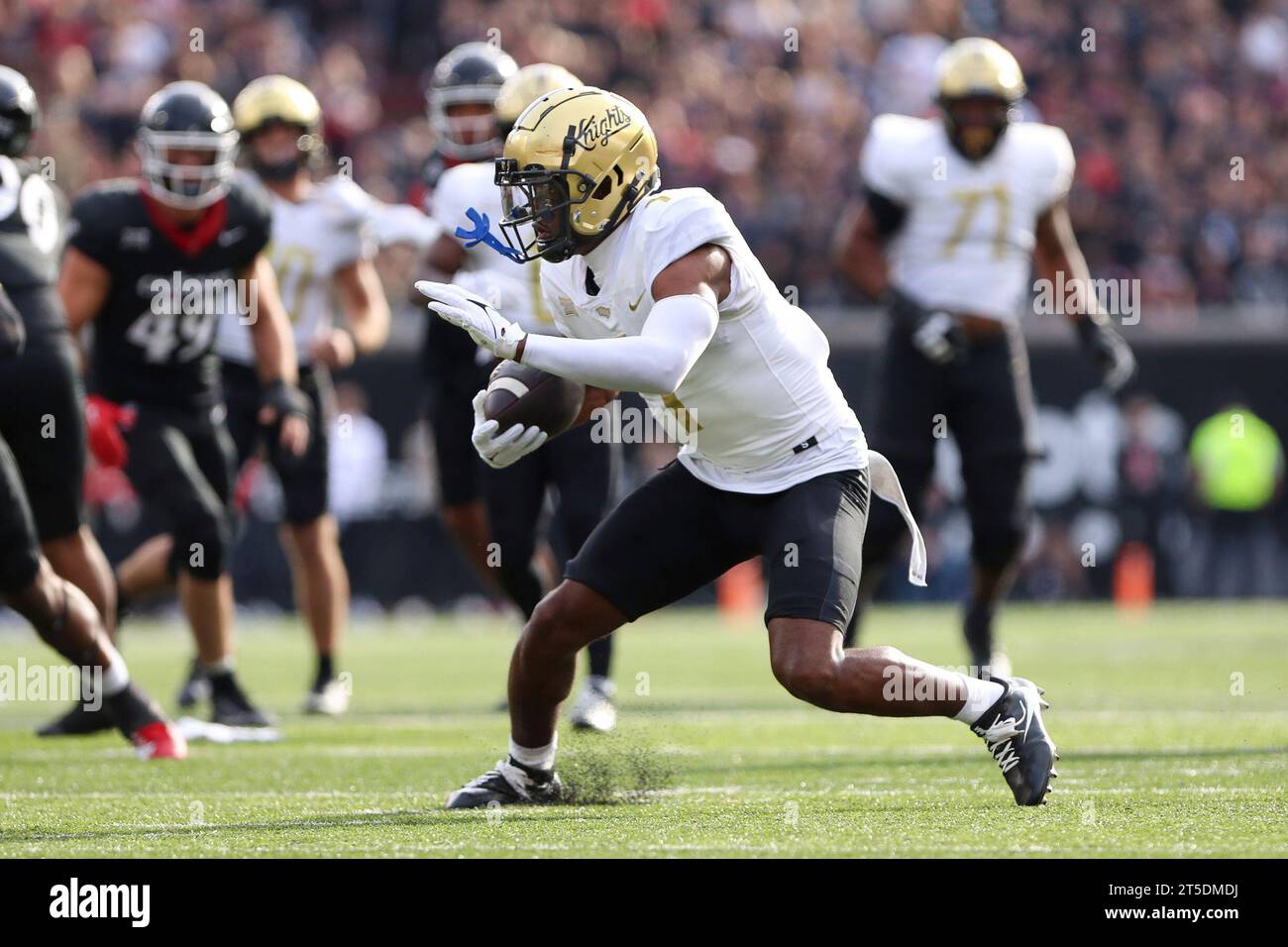 CINCINNATI, OH - NOVEMBER 04: UCF Knights wide receiver Javon Baker (1 ...