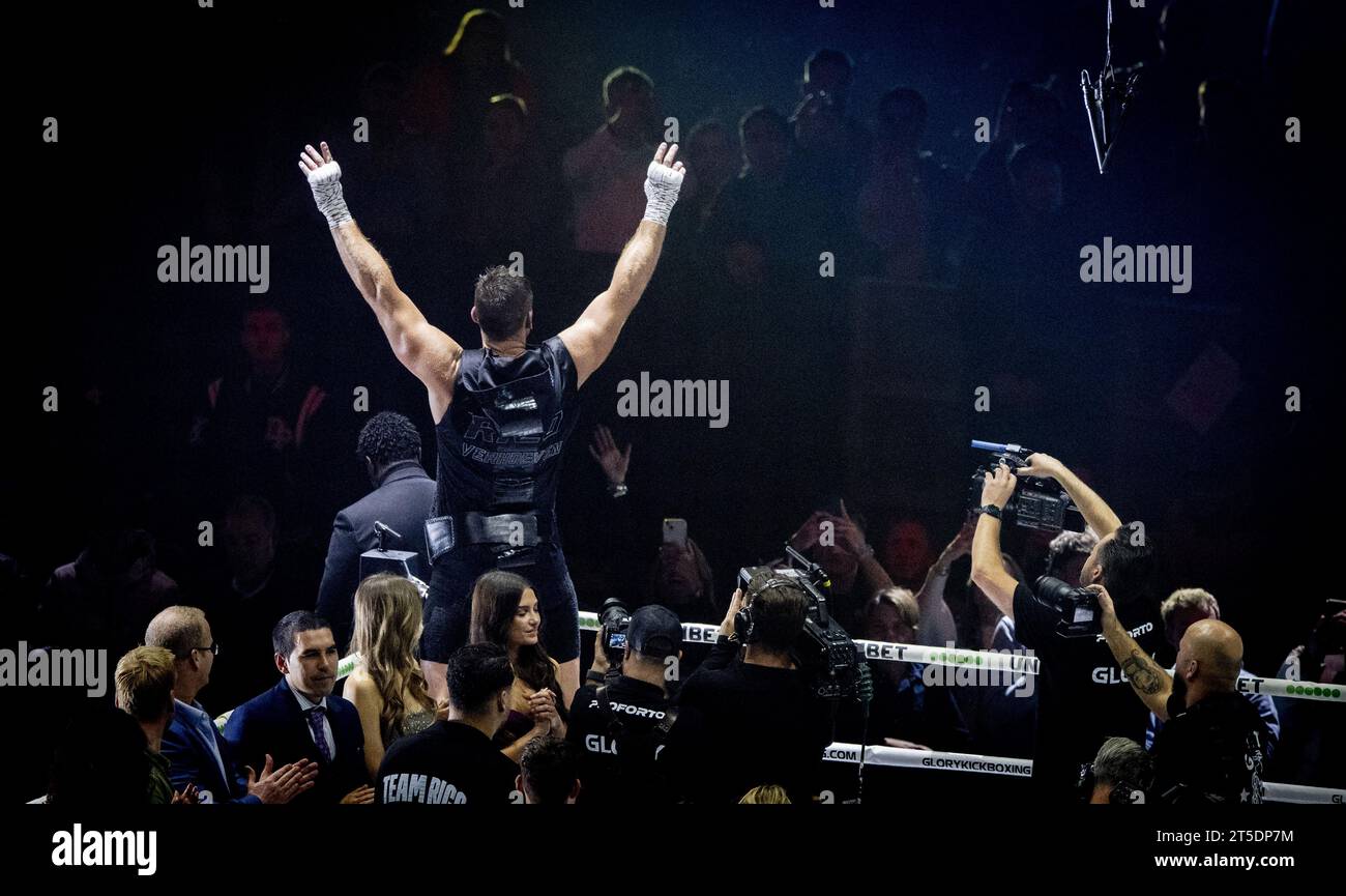 ARNHEM - Kickboxers Rico Verhoeven and Tariq Osaro during the GLORY ...