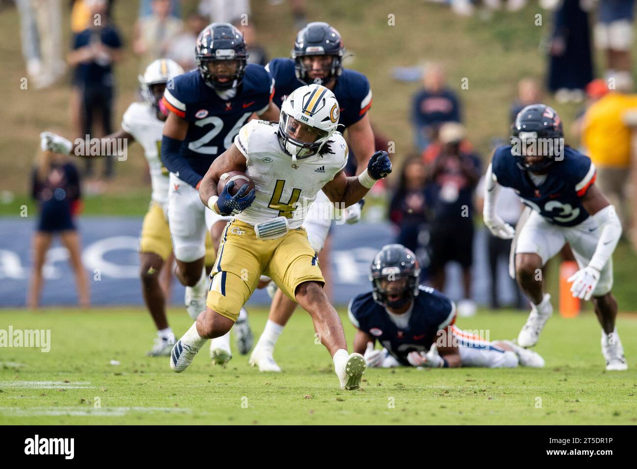 Georgia Tech running back Dontae Smith (4) runs for a big gain after ...