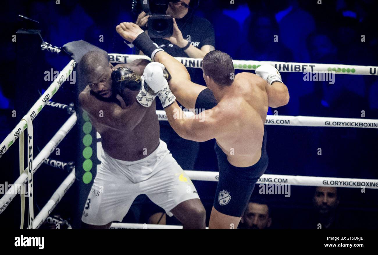 ARNHEM - Kickboxers Rico Verhoeven and Tariq Osaro during the GLORY ...