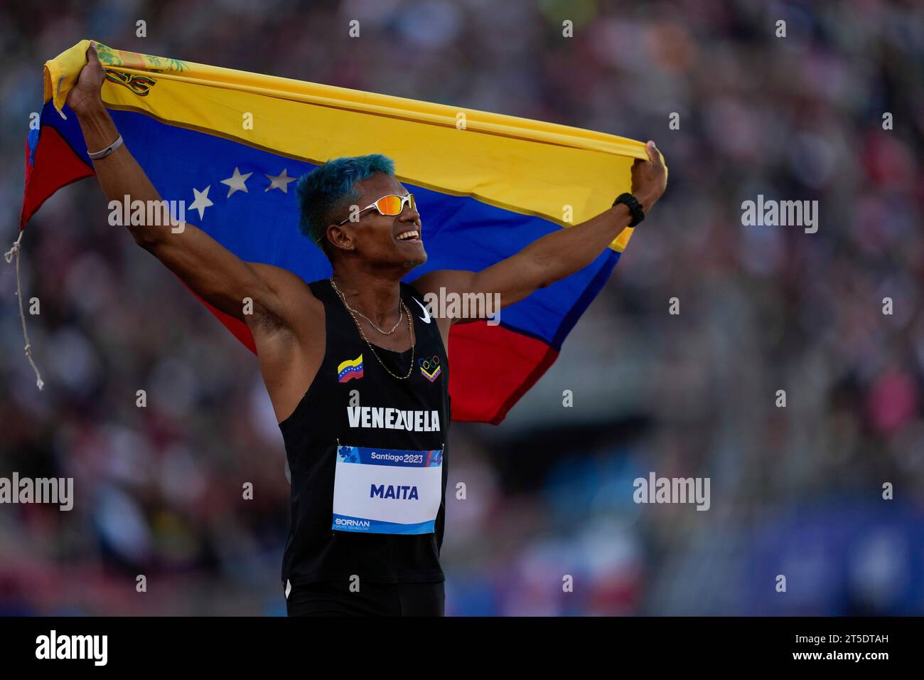 Venezuela's Jose Maita celebrates winning the gold medal in the men's ...
