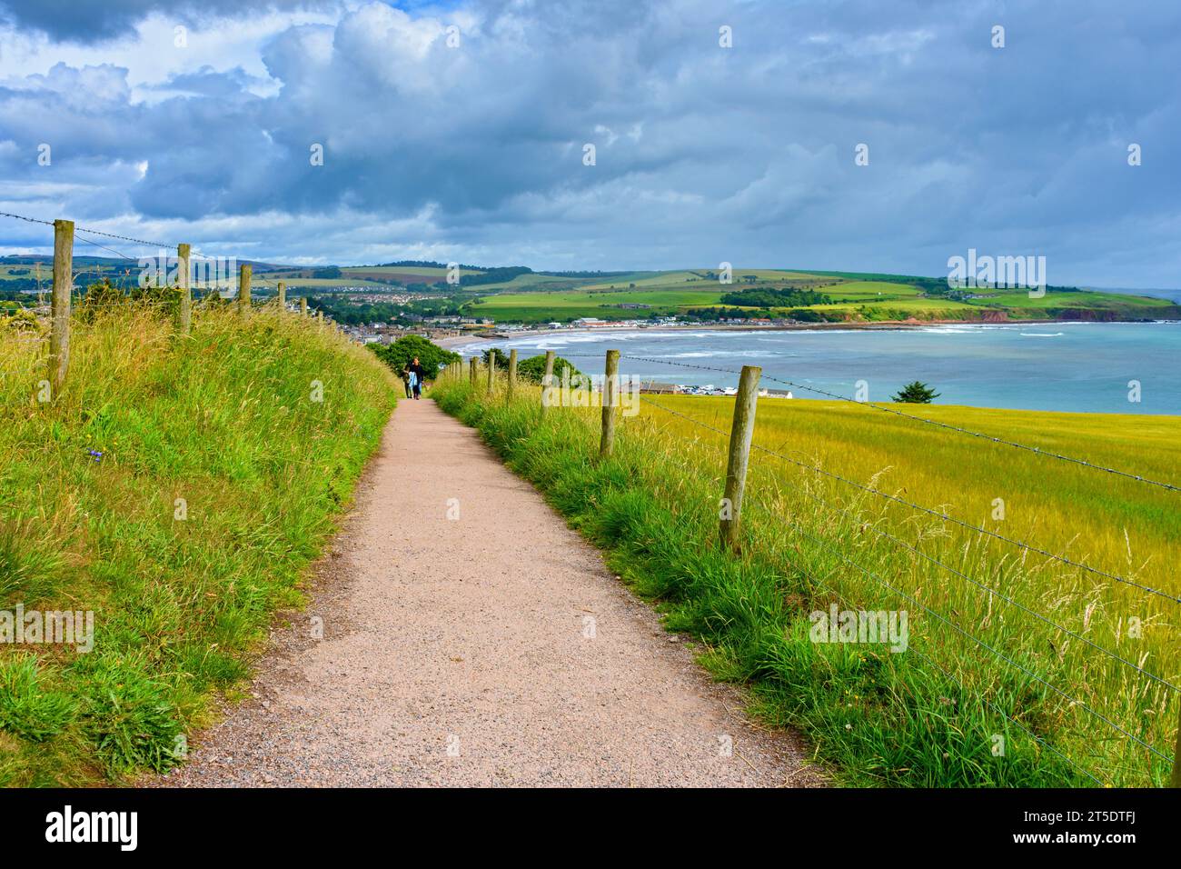 Stonehaven bay from the path to the war memorial and Dunnottar Castle ...