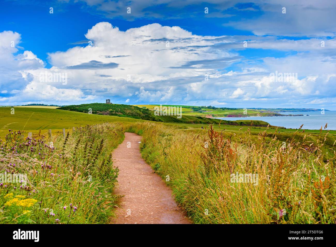 The war memorial on Black Hill and Stonehaven Bay from the coastal path ...