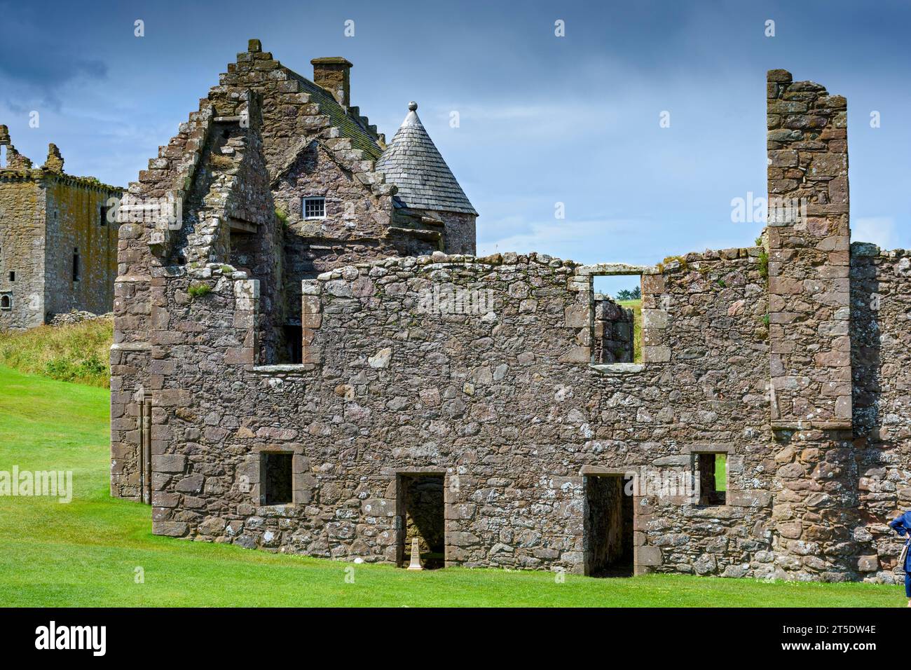 The corner of the West Range and the Silver House, Dunnottar Castle ...