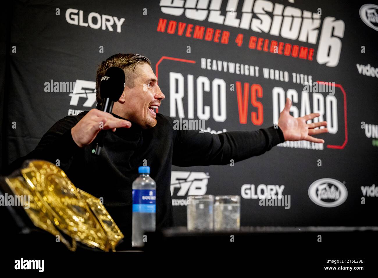 ARNHEM - Kickboxer Rico Verhoeven during the GLORY: Collision 6 fight ...