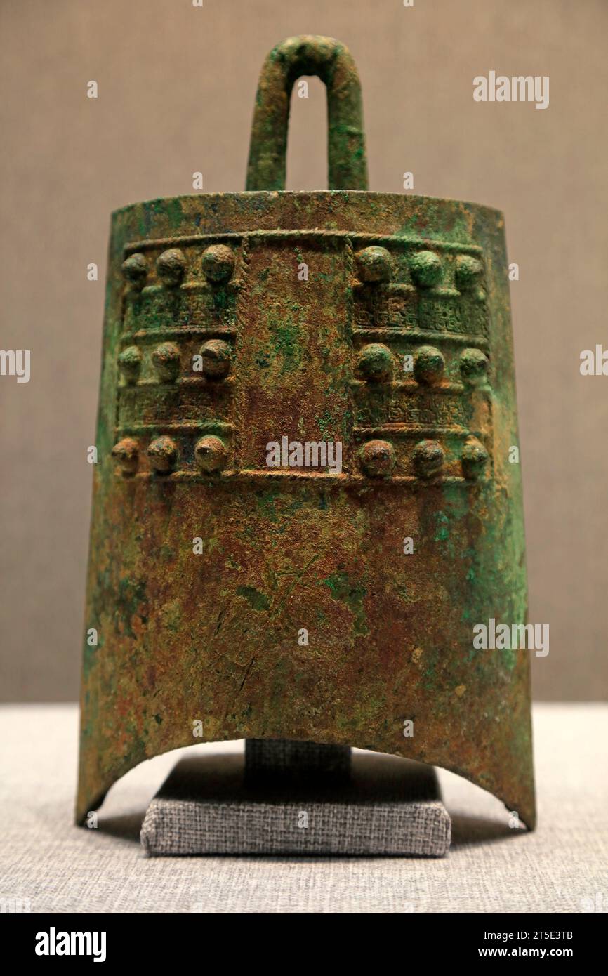 Chinese ancient bronze crafts Stock Photo - Alamy