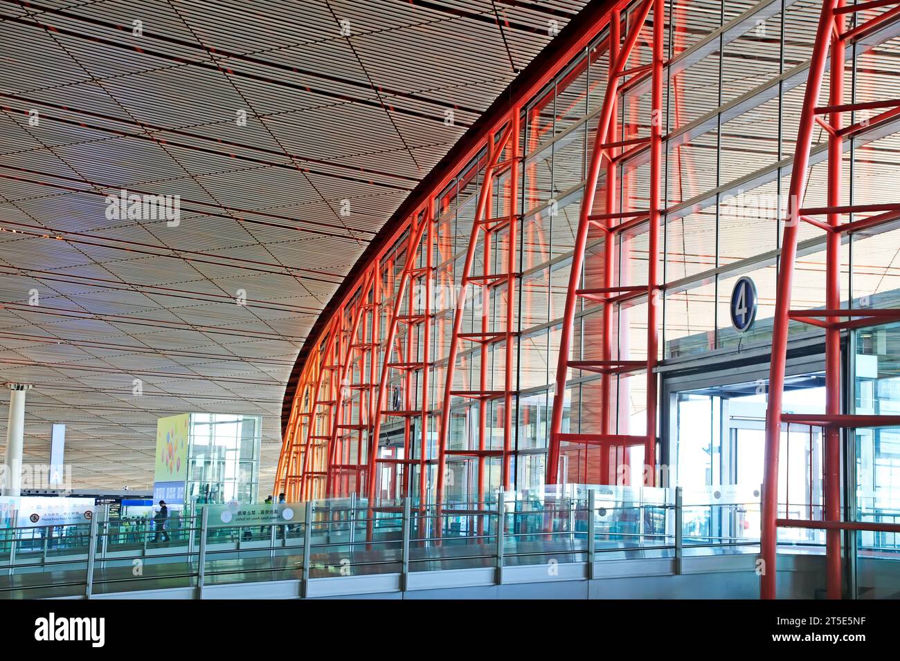 Steel tube truss structure Stock Photo - Alamy